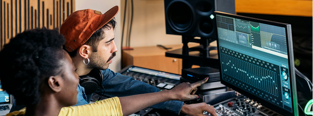 Collaborate like a pro: what to look for in a collaborative music notation software